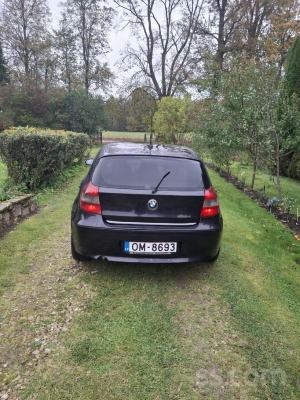 Melns BMW 120 2005 Bauska, ar dzinēja tilpumu 2.00 L un nobraukumu 347 tūkst. km par 3000 €, foto 10 vietnē AUTOMOTO.COM.LV