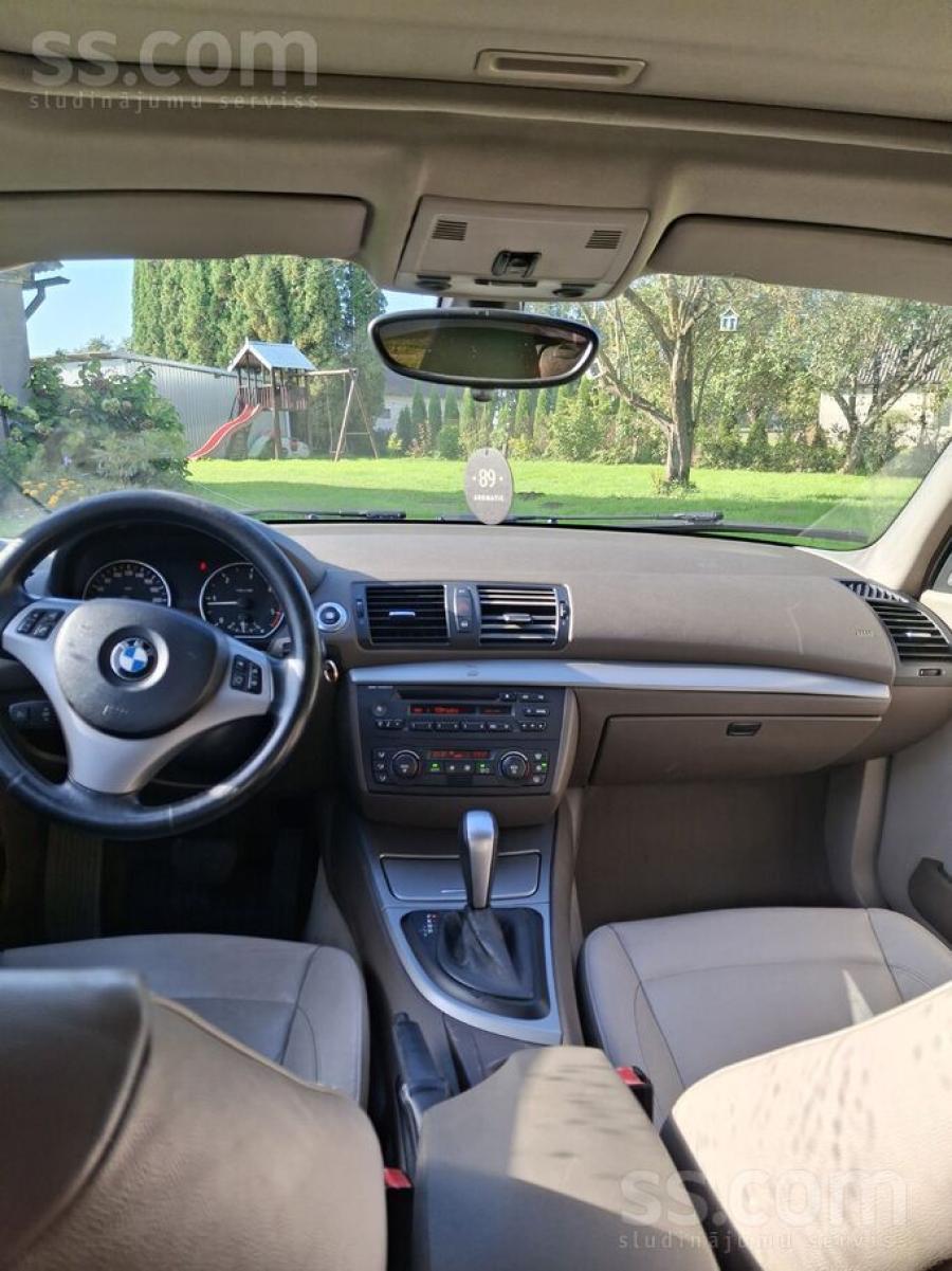 Melns BMW 120 2005 Bauska, ar dzinēja tilpumu 2.00 L un nobraukumu 347 tūkst. km par 3000 €, foto 11 vietnē AUTOMOTO.COM.LV