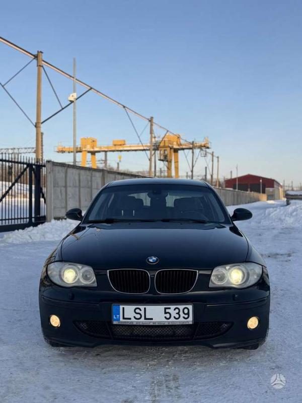 Melns BMW 120 2006 Viļņa, ar dzinēja tilpumu 2.00 L un nobraukumu 310 tūkst. km par 2850 €, foto 2 vietnē AUTOMOTO.COM.LV