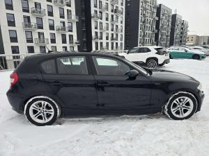 Melns BMW 120 2006 Viļņa, ar dzinēja tilpumu 2.00 L un nobraukumu 373 tūkst. km par 3100 €, foto 8 vietnē AUTOMOTO.COM.LV