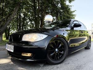 Melns BMW 120 2006 Kauņa, ar dzinēja tilpumu 2.00 L un nobraukumu 398 tūkst. km par 3350 €, foto 12 vietnē AUTOMOTO.COM.LV