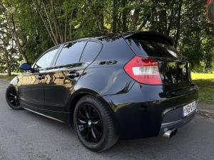 Melns BMW 120 2006 Kauņa, ar dzinēja tilpumu 2.00 L un nobraukumu 398 tūkst. km par 3350 €, foto 14 vietnē AUTOMOTO.COM.LV