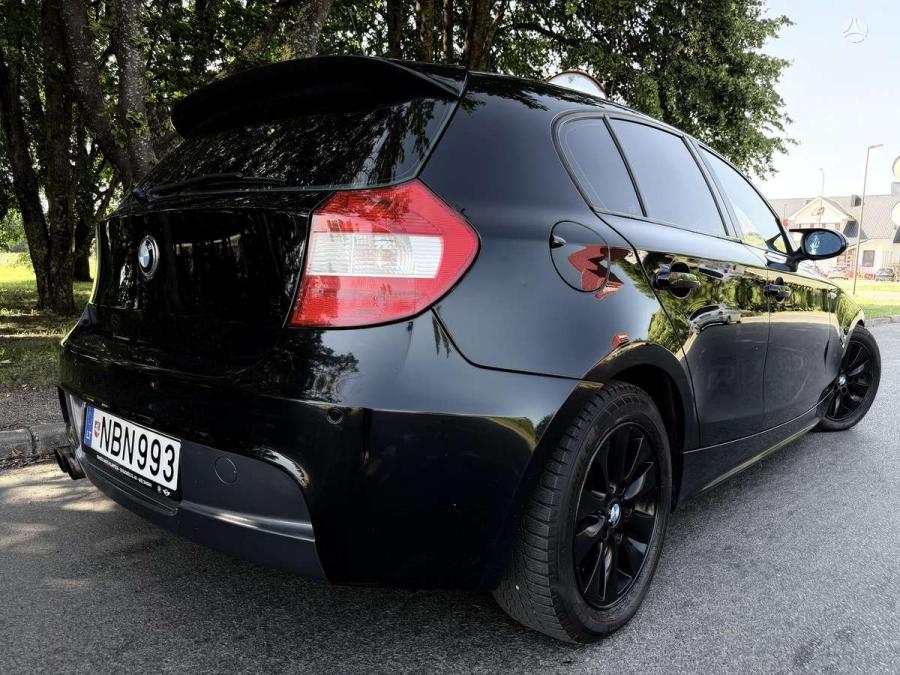 Melns BMW 120 2006 Kauņa, ar dzinēja tilpumu 2.00 L un nobraukumu 398 tūkst. km par 3350 €, foto 15 vietnē AUTOMOTO.COM.LV
