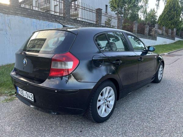 Melns BMW 120 2006 Viļņa, ar dzinēja tilpumu 2.00 L un nobraukumu 366 tūkst. km par 2300 €, foto 6 vietnē AUTOMOTO.COM.LV