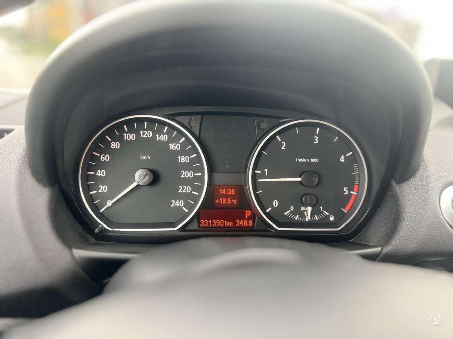 Черный БМВ 120 2006 в Вильнюс, объемом двигателя 2.00 л и пробегом 331 тыс. км за 3300 €, фото 20 на AUTOMOTO.COM.LV