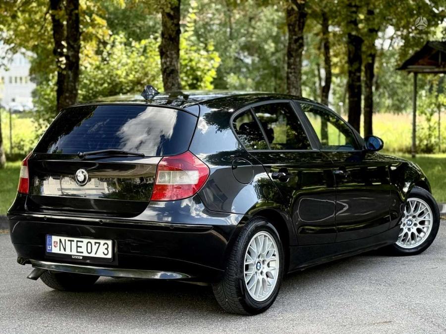 Melns BMW 120 2006 Kauņa, ar dzinēja tilpumu 2.00 L un nobraukumu 380 tūkst. km par 2250 €, foto 5 vietnē AUTOMOTO.COM.LV