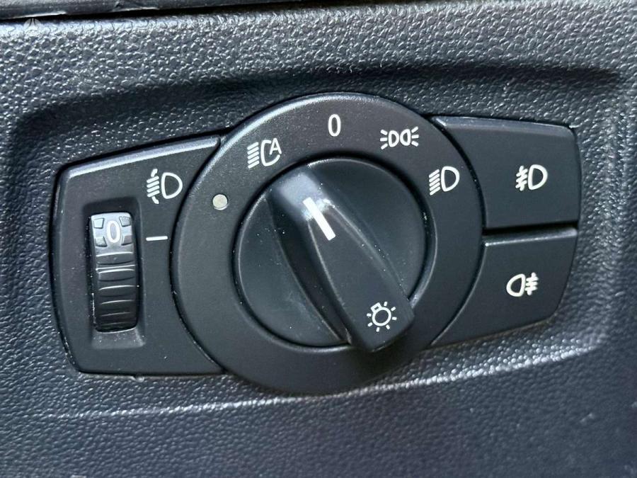 Melns BMW 120 2006 Kauņa, ar dzinēja tilpumu 2.00 L un nobraukumu 380 tūkst. km par 2250 €, foto 10 vietnē AUTOMOTO.COM.LV
