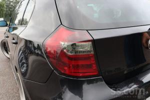 Black BMW 120 2006 in Riga, with an engine capacity of 2.00 L and mileage of 332 thousand km for 4990 €, photo 23 on AUTOMOTO.COM.LV