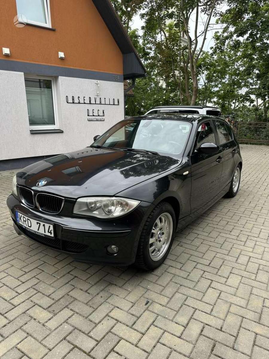 Black BMW 120 2006 in Kaunas, with an engine capacity of 2.00 L and mileage of 185 thousand km for 2000 €, photo 3 on AUTOMOTO.COM.LV