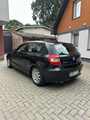 Black BMW 120 2006 in Kaunas, with an engine capacity of 2.00 L and mileage of 185 thousand km for 2000 €, photo 5 on AUTOMOTO.COM.LV