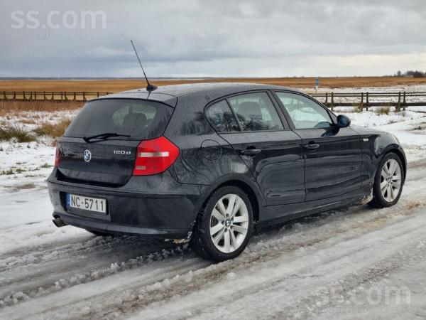 Black BMW 120 2007 in Liepaja, with an engine capacity of 2.00 L and mileage of 270 thousand km for 3200 €, photo 3 on AUTOMOTO.COM.LV