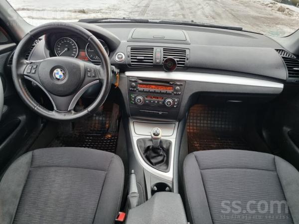 Black BMW 120 2007 in Liepaja, with an engine capacity of 2.00 L and mileage of 270 thousand km for 3200 €, photo 7 on AUTOMOTO.COM.LV