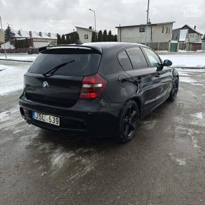 Black BMW 120 2007 in Kaunas, with an engine capacity of 2.00 L and mileage of 285 thousand km for 4499 €, photo 4 on AUTOMOTO.COM.LV