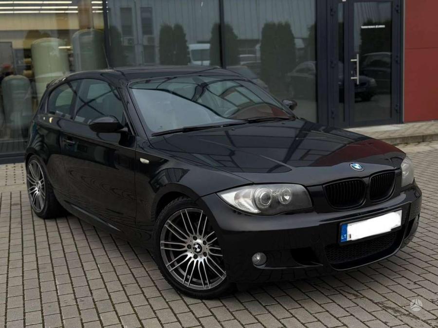 Melns BMW 120 2007 Klaipėda, ar dzinēja tilpumu 2.00 L un nobraukumu 297 tūkst. km par 4850 €, foto 3 vietnē AUTOMOTO.COM.LV