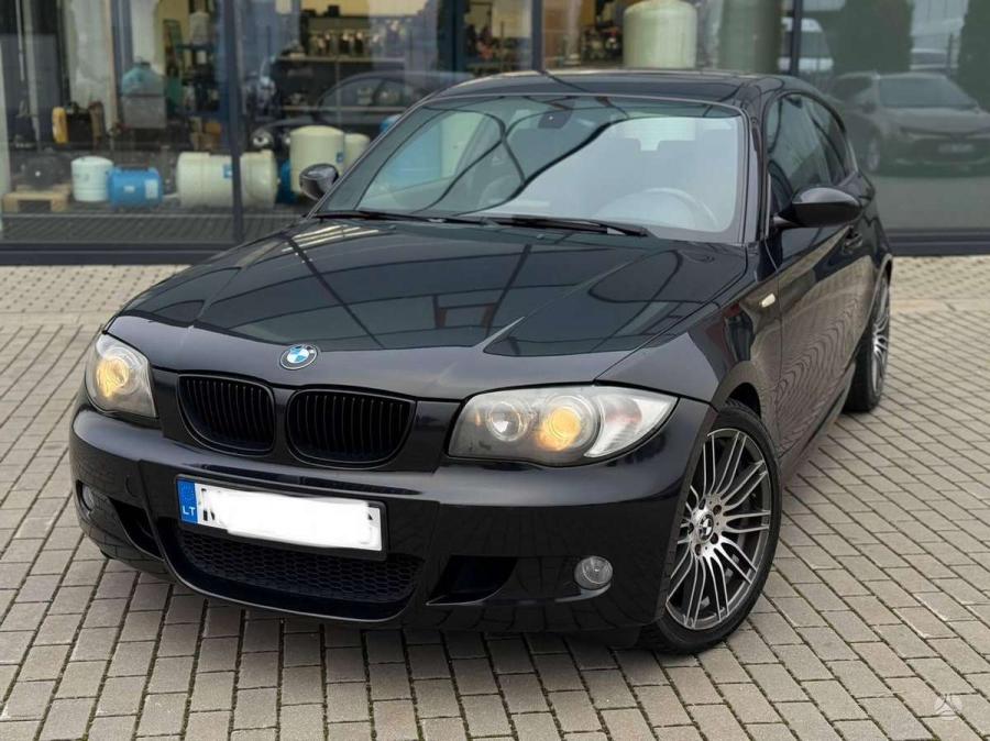 Melns BMW 120 2007 Klaipėda, ar dzinēja tilpumu 2.00 L un nobraukumu 297 tūkst. km par 4850 €, foto 4 vietnē AUTOMOTO.COM.LV