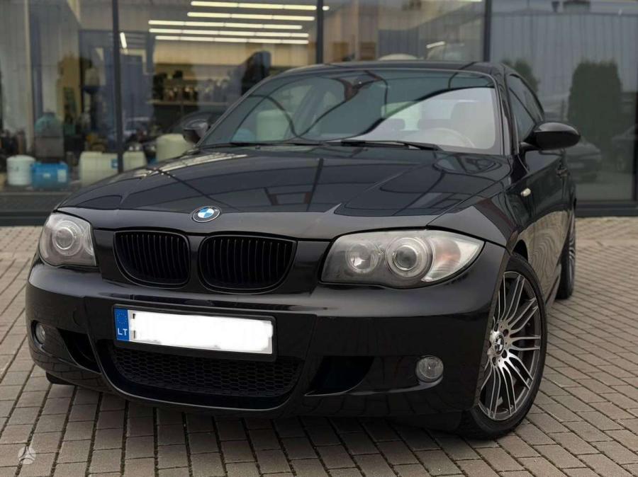 Black BMW 120 2007 in Klaipeda, with an engine capacity of 2.00 L and mileage of 297 thousand km for 4850 €, photo 6 on AUTOMOTO.COM.LV