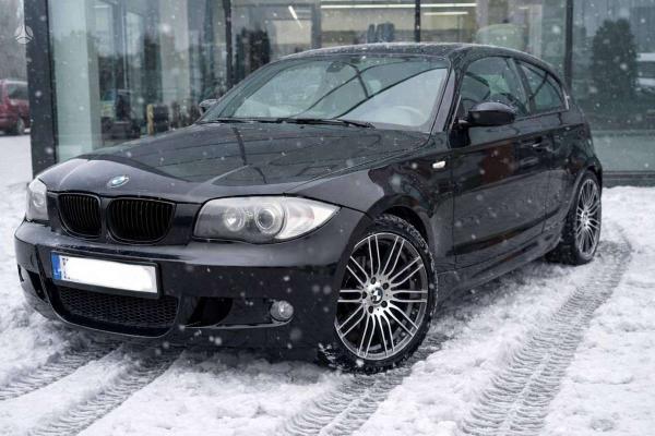 Black BMW 120 2007 in Klaipeda, with an engine capacity of 2.00 L and mileage of 297 thousand km for 4850 €, photo 1 on AUTOMOTO.COM.LV