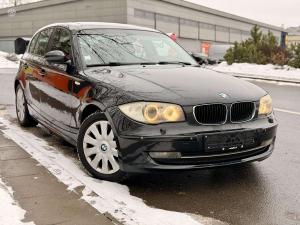 Melns BMW 120 2007 Viļņa, ar dzinēja tilpumu 2.00 L un nobraukumu 313 tūkst. km par 2890 €, foto  vietnē AUTOMOTO.COM.LV
