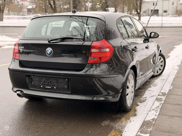 Black BMW 120 2007 in Vilnius, with an engine capacity of 2.00 L and mileage of 313 thousand km for 2890 €, photo 6 on AUTOMOTO.COM.LV