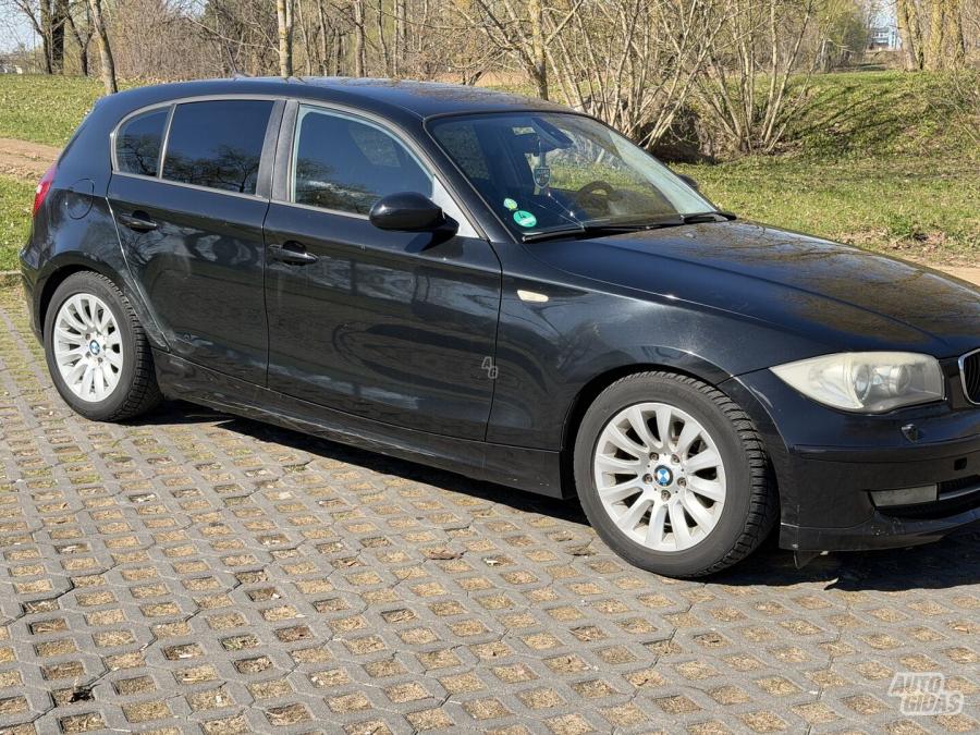 Black BMW 120 2007 in Panevezys, with an engine capacity of 2.00 L and mileage of 330 thousand km for 2500 €, photo 4 on AUTOMOTO.COM.LV