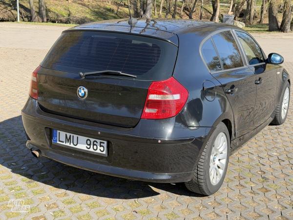 Black BMW 120 2007 in Panevezys, with an engine capacity of 2.00 L and mileage of 330 thousand km for 2500 €, photo 4 on AUTOMOTO.COM.LV