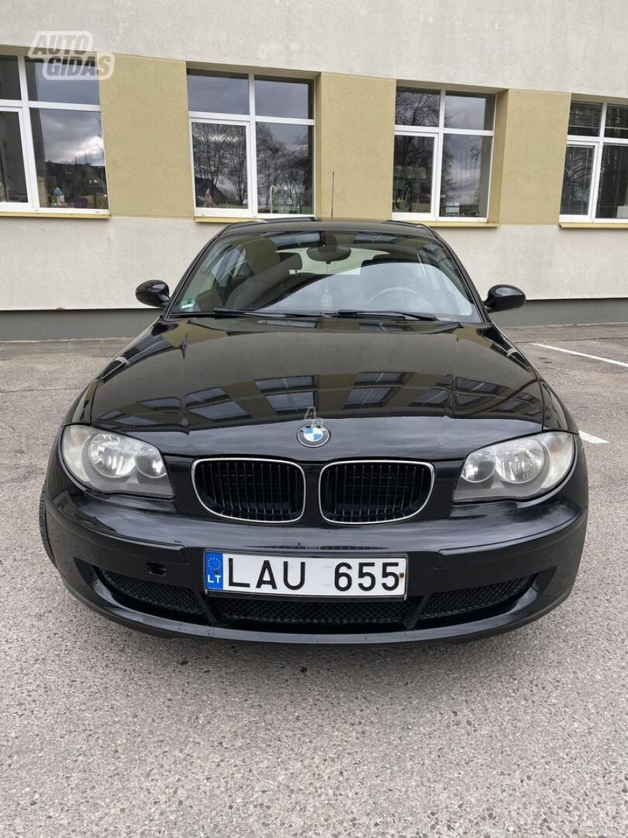 Black BMW 120 2007 in Alytus, with an engine capacity of 2.00 L and mileage of 300 thousand km for 2300 €, photo 3 on AUTOMOTO.COM.LV