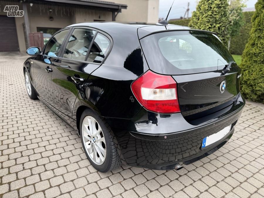 Black BMW 120 2007 in Kaunas, with an engine capacity of 2.00 L and mileage of 189 thousand km for 4500 €, photo 4 on AUTOMOTO.COM.LV