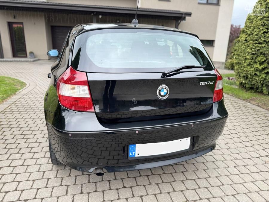 Black BMW 120 2007 in Kaunas, with an engine capacity of 2.00 L and mileage of 189 thousand km for 4500 €, photo 9 on AUTOMOTO.COM.LV