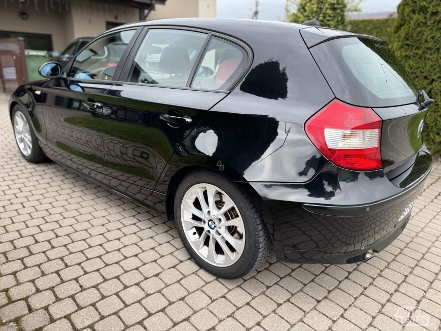 Black BMW 120 2007 in Kaunas, with an engine capacity of 2.00 L and mileage of 189 thousand km for 4500 €, photo 10 on AUTOMOTO.COM.LV