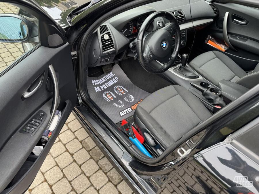 Black BMW 120 2007 in Kaunas, with an engine capacity of 2.00 L and mileage of 189 thousand km for 4500 €, photo 20 on AUTOMOTO.COM.LV