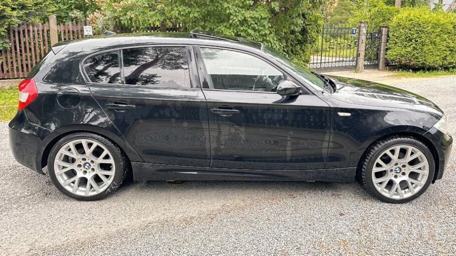 Melns BMW 120 2007 Rīga, ar dzinēja tilpumu 2.00 L un nobraukumu 325 tūkst. km par 4300 €, foto 5 vietnē AUTOMOTO.COM.LV
