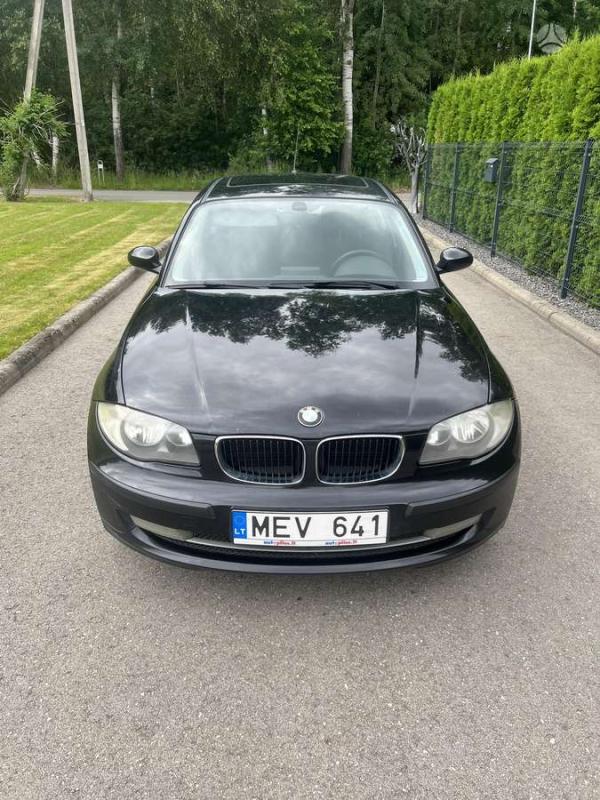 Melns BMW 120 2007 Kauņa, ar dzinēja tilpumu 2.00 L un nobraukumu 326 tūkst. km par 3400 €, foto 1 vietnē AUTOMOTO.COM.LV