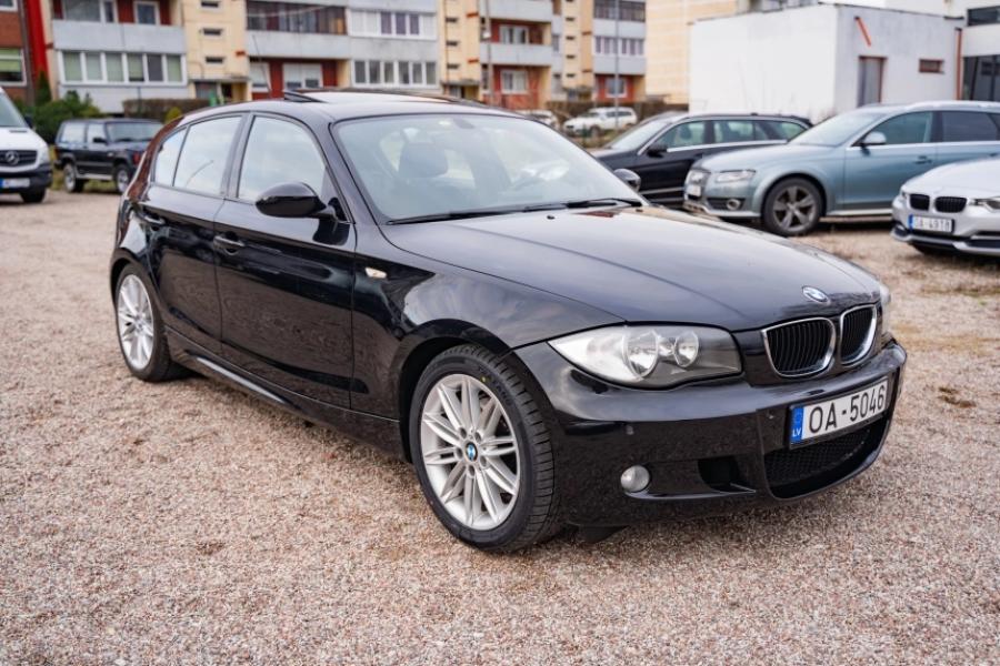 Black BMW 120 2007 in Riga, with an engine capacity of 2.00 L and mileage of 274 thousand km for 5500 €, photo 1 on AUTOMOTO.COM.LV