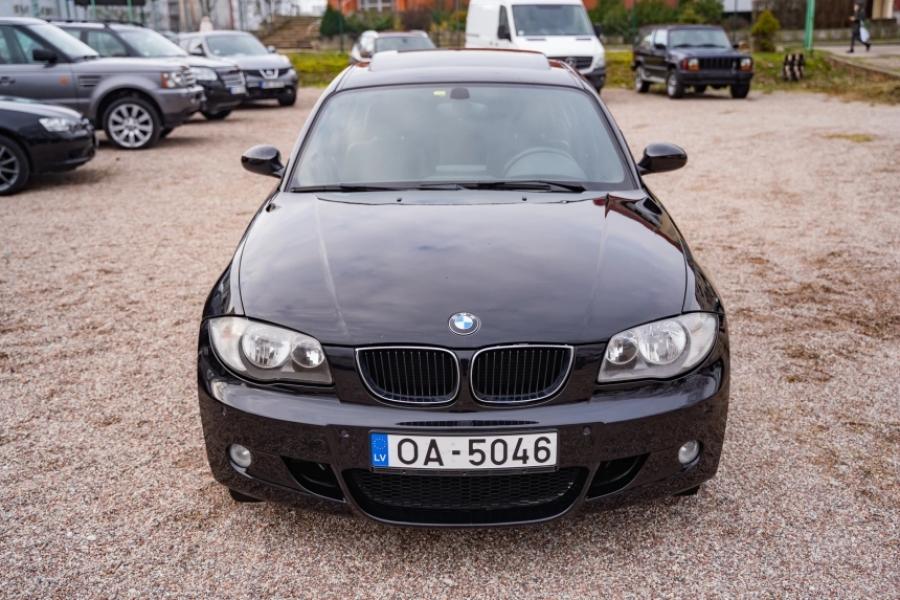 Black BMW 120 2007 in Riga, with an engine capacity of 2.00 L and mileage of 274 thousand km for 5500 €, photo 11 on AUTOMOTO.COM.LV