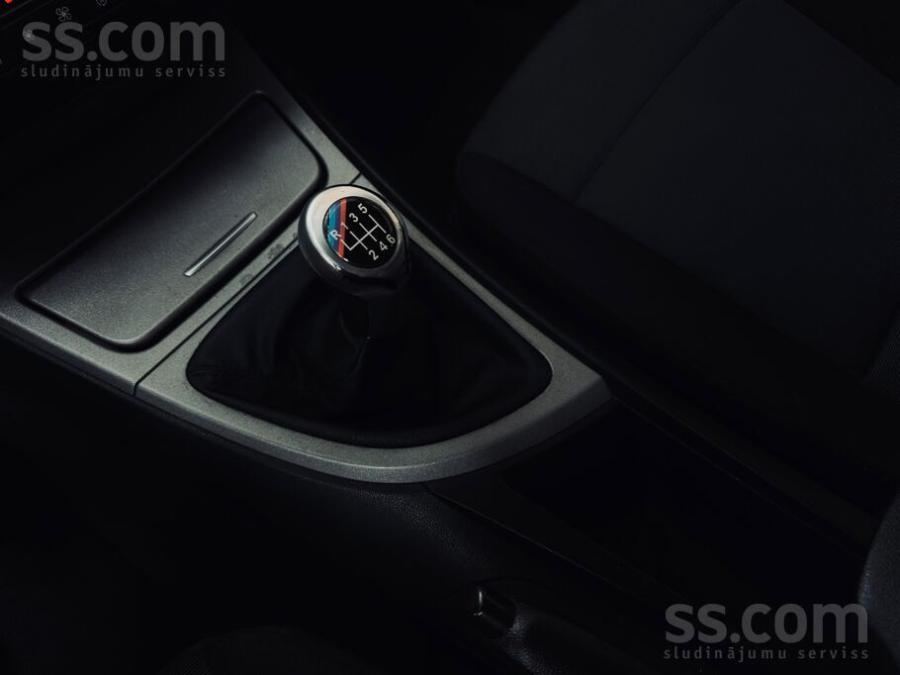 Melns BMW 120 2007 Cēsis, ar dzinēja tilpumu 2.00 L un nobraukumu 0 tūkst. km par 1590 €, foto 18 vietnē AUTOMOTO.COM.LV