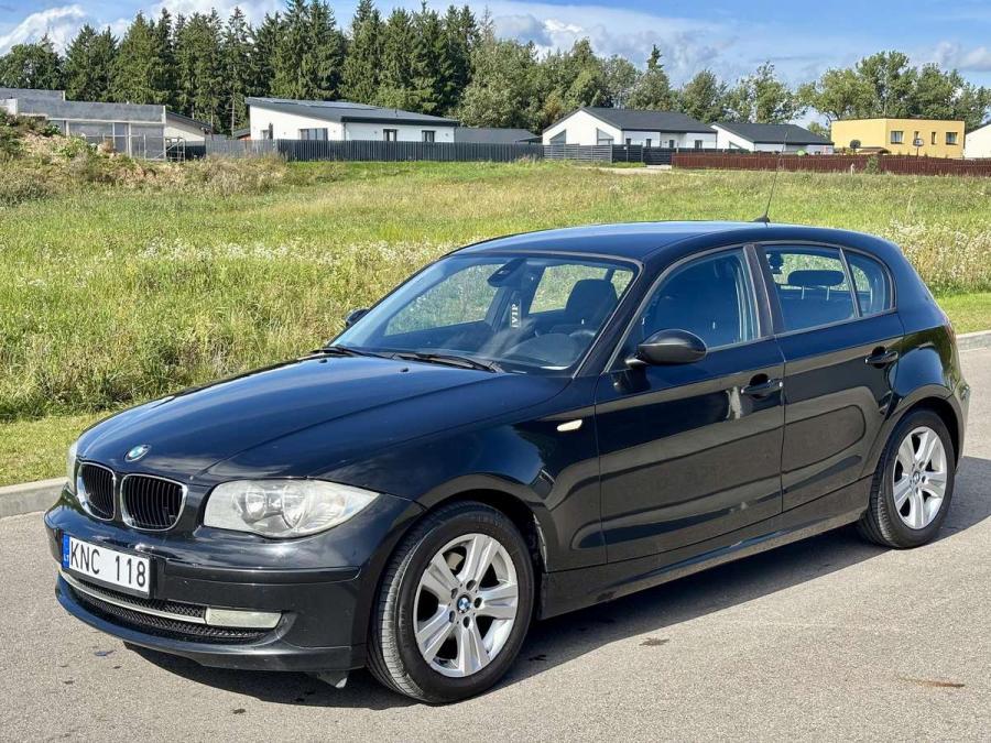 Melns BMW 120 2007 Viļņa, ar dzinēja tilpumu 2.00 L un nobraukumu 270 tūkst. km par 3500 €, foto 1 vietnē AUTOMOTO.COM.LV