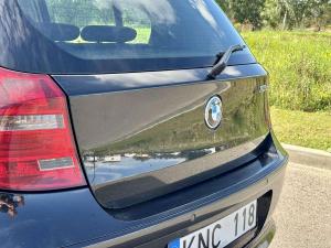 Melns BMW 120 2007 Viļņa, ar dzinēja tilpumu 2.00 L un nobraukumu 270 tūkst. km par 3500 €, foto 6 vietnē AUTOMOTO.COM.LV