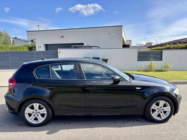 BMW 120 2007 Viļņa vietnē Melns BMW 120 2007 Viļņa, ar dzinēja tilpumu 2.00 L un nobraukumu 270 tūkst. km par 3500 €, foto 10 vietnē AUTOMOTO.COM.LV