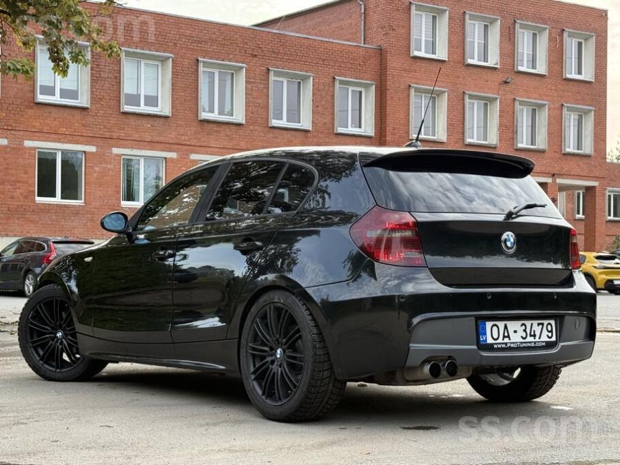 Black BMW 120 2007 in Ogre, with an engine capacity of 2.00 L and mileage of 235 thousand km for 2950 €, photo 5 on AUTOMOTO.COM.LV