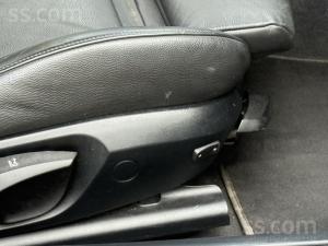 Black BMW 120 2007 in Ogre, with an engine capacity of 2.00 L and mileage of 235 thousand km for 2950 €, photo 12 on AUTOMOTO.COM.LV