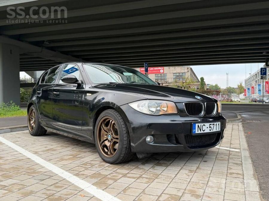 Melns BMW 120 2007 Rīga, ar dzinēja tilpumu 2.00 L un nobraukumu 280 tūkst. km par 4200 €, foto 1 vietnē AUTOMOTO.COM.LV