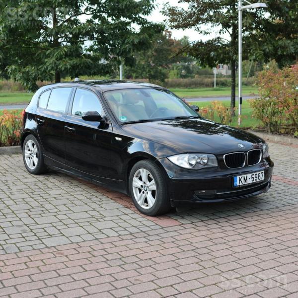 Black BMW 120 2008 in Riga, with an engine capacity of 2.00 L and mileage of 211 thousand km for 4900 €, photo 4 on AUTOMOTO.COM.LV
