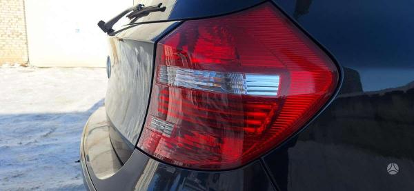 Melns BMW 120 2008 Panevēža, ar dzinēja tilpumu 2.00 L un nobraukumu 274 tūkst. km par 4499 €, foto 11 vietnē AUTOMOTO.COM.LV