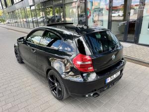 Melns BMW 120 2008 Kauņa, ar dzinēja tilpumu 2.00 L un nobraukumu 299 tūkst. km par 3650 €, foto 7 vietnē AUTOMOTO.COM.LV