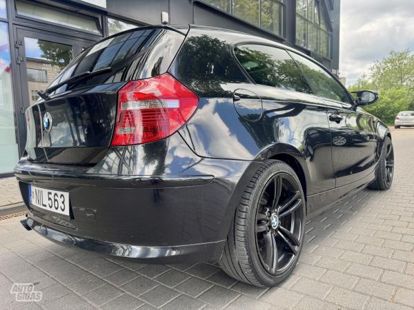 Black BMW 120 2008 in Kaunas, with an engine capacity of 2.00 L and mileage of 299 thousand km for 3650 €, photo 8 on AUTOMOTO.COM.LV