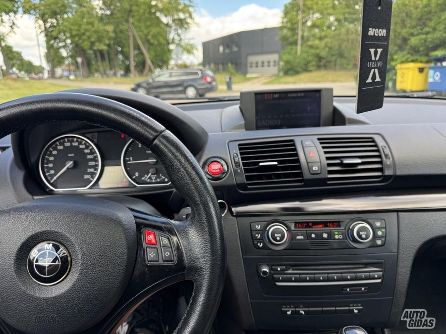 Melns BMW 120 2008 Kauņa, ar dzinēja tilpumu 2.00 L un nobraukumu 299 tūkst. km par 3650 €, foto 13 vietnē AUTOMOTO.COM.LV