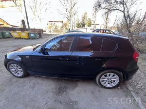Black BMW 120 2008 in Riga, with an engine capacity of 2.00 L and mileage of 370 thousand km for 2500 €, photo 6 on AUTOMOTO.COM.LV