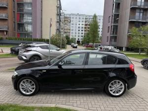 Melns BMW 120 2008 Rīga, ar dzinēja tilpumu 2.00 L un nobraukumu 270 tūkst. km par 4690 €, foto 4 vietnē AUTOMOTO.COM.LV
