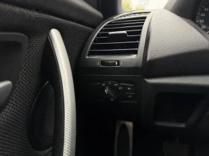 Melns BMW 120 2008 Rīga, ar dzinēja tilpumu 2.00 L un nobraukumu 270 tūkst. km par 4690 €, foto 20 vietnē AUTOMOTO.COM.LV
