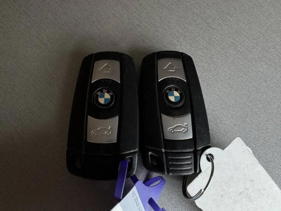 Melns BMW 120 2008 Rīga, ar dzinēja tilpumu 2.00 L un nobraukumu 270 tūkst. km par 4690 €, foto 24 vietnē AUTOMOTO.COM.LV
